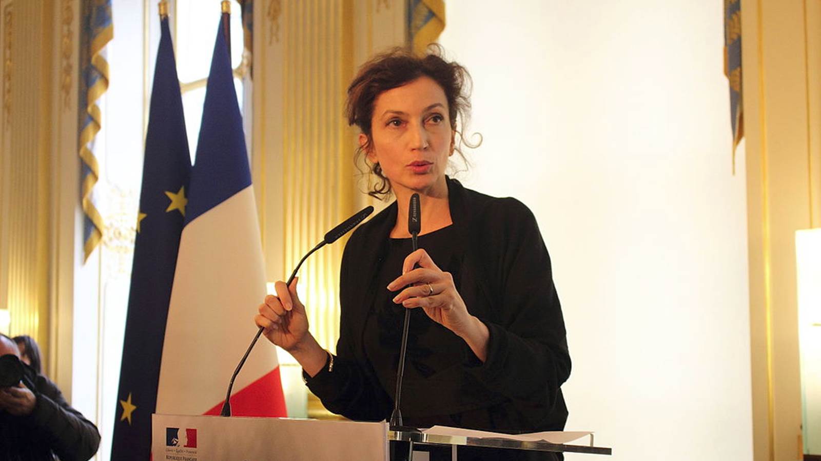 Le gouvernement français interdit un recueil de chants aux églises ...