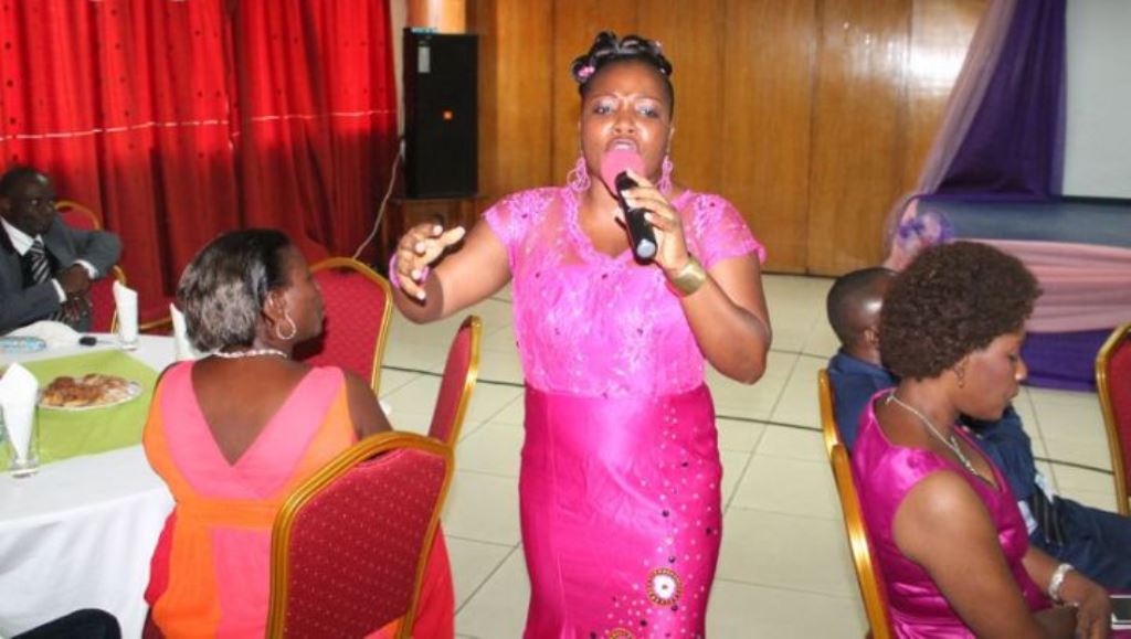 Gospel - Mary SY mobilise les chrétiens pour dire Merci au ‘’Grand ...