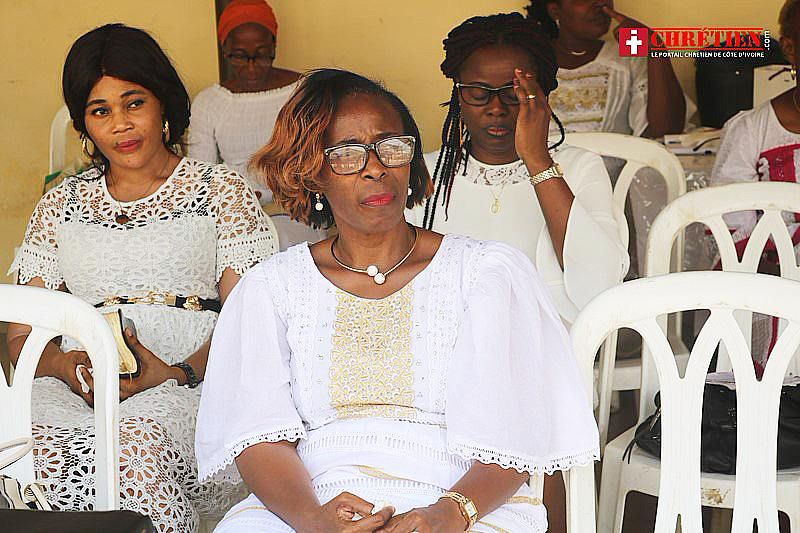 La Fondation Mère en Prière met l’accent des mamans sur la repentance ...
