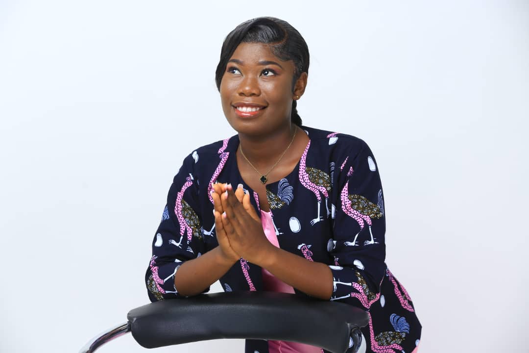 Entretien avec le Chantre Aka Blessing : Servir Dieu avec passion, même ...