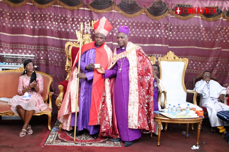 Ordination et intronisation : Le Révérend Kouassi Koffi Esaïe fait ...