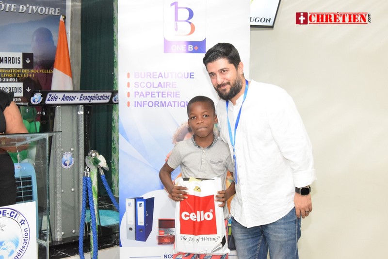 Lancement de l’opération « La main tendue » : 11 orphelins de CNEPECI ...