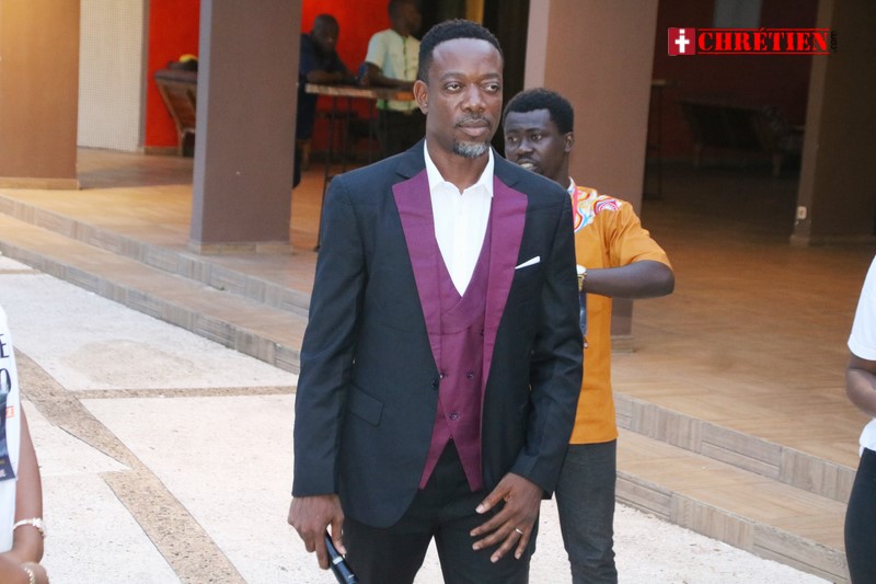 Le chantre l'Eternel Moïse Sako présente « Jésus, la vie éternelle ...