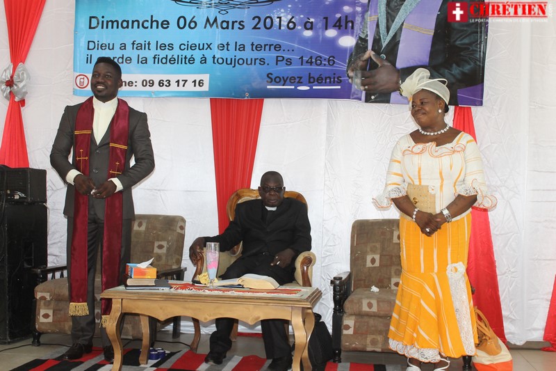 Le Pasteur Jonathan Alao marque sa reconnaissance à la fidélité de Dieu ...